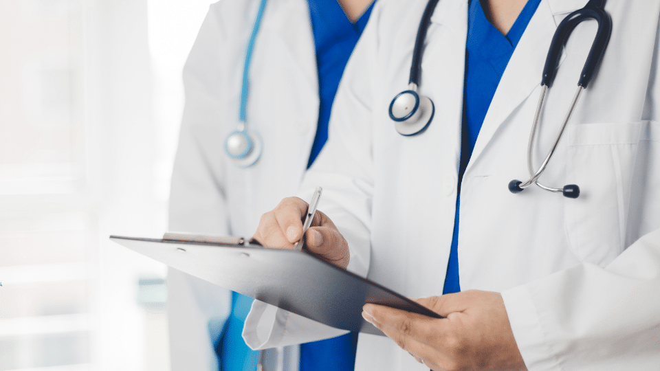 Choroba Addisona – objawy, przyczyny i leczenie niedoczynności nadnerczy